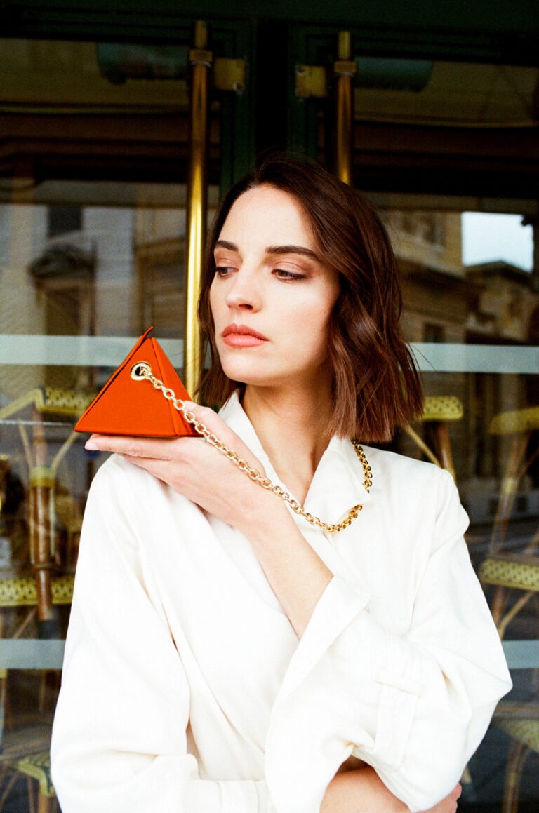 CLEO MINI ORANGE leather bag made in France - Louvreuse